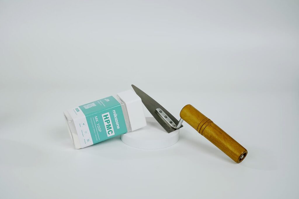Why Does Putty Crack & Shed? Causes and 5 Ways to Fix It - MikaZone